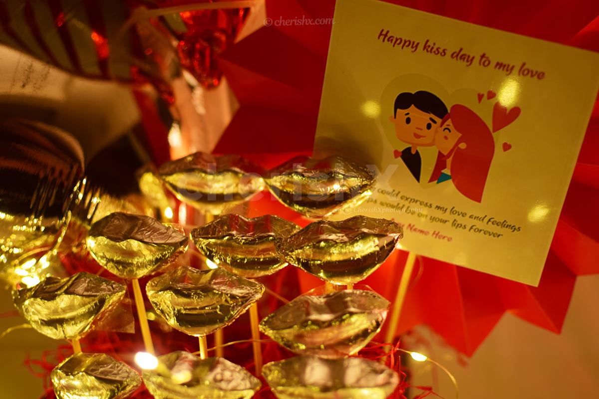 A beautiful Kiss Me Balloon Bucket with a Kiss Me lip-shaped Balloon ...