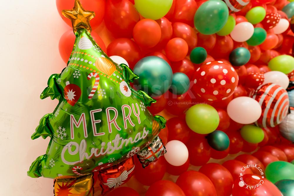 A Christmas Theme Balloon Backdrop for your Party in Delhi NCR | Delhi NCR