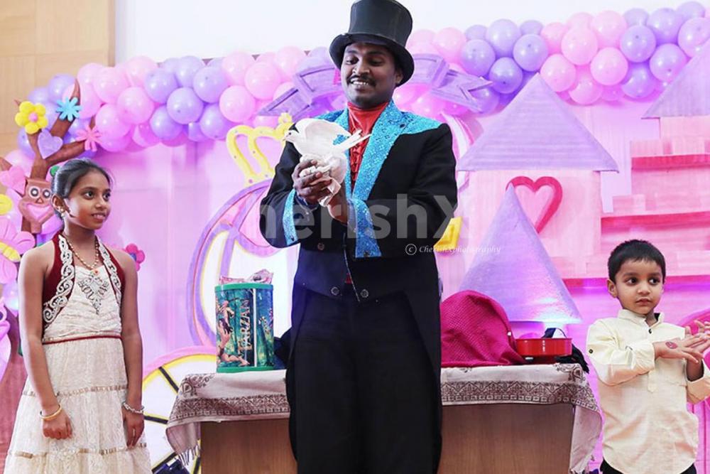 Choose this Fun Magic Show for your Kids' Birthday Party in Bangalore ...