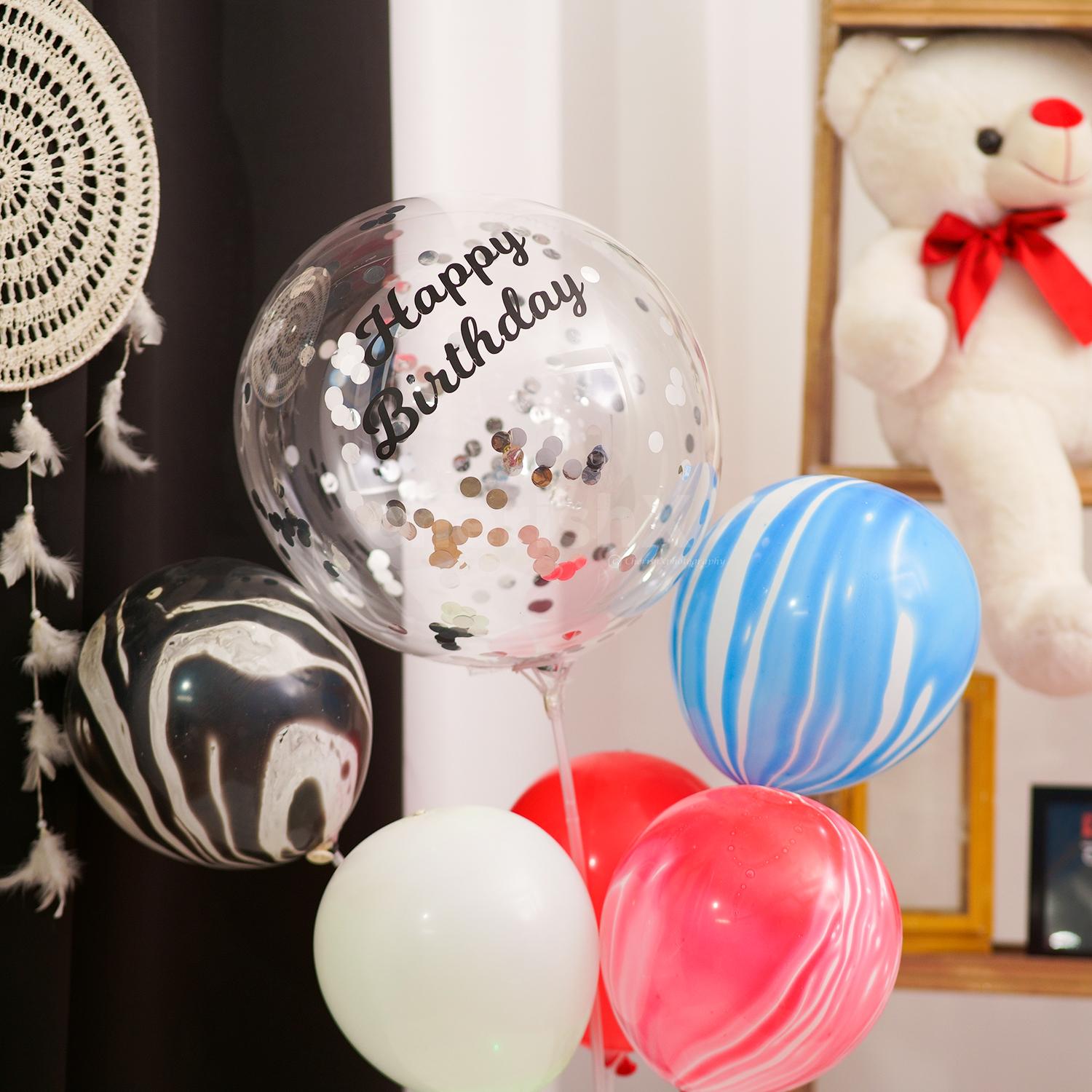 A unique marble-inspired balloon bouquet to charm your loved ones ...