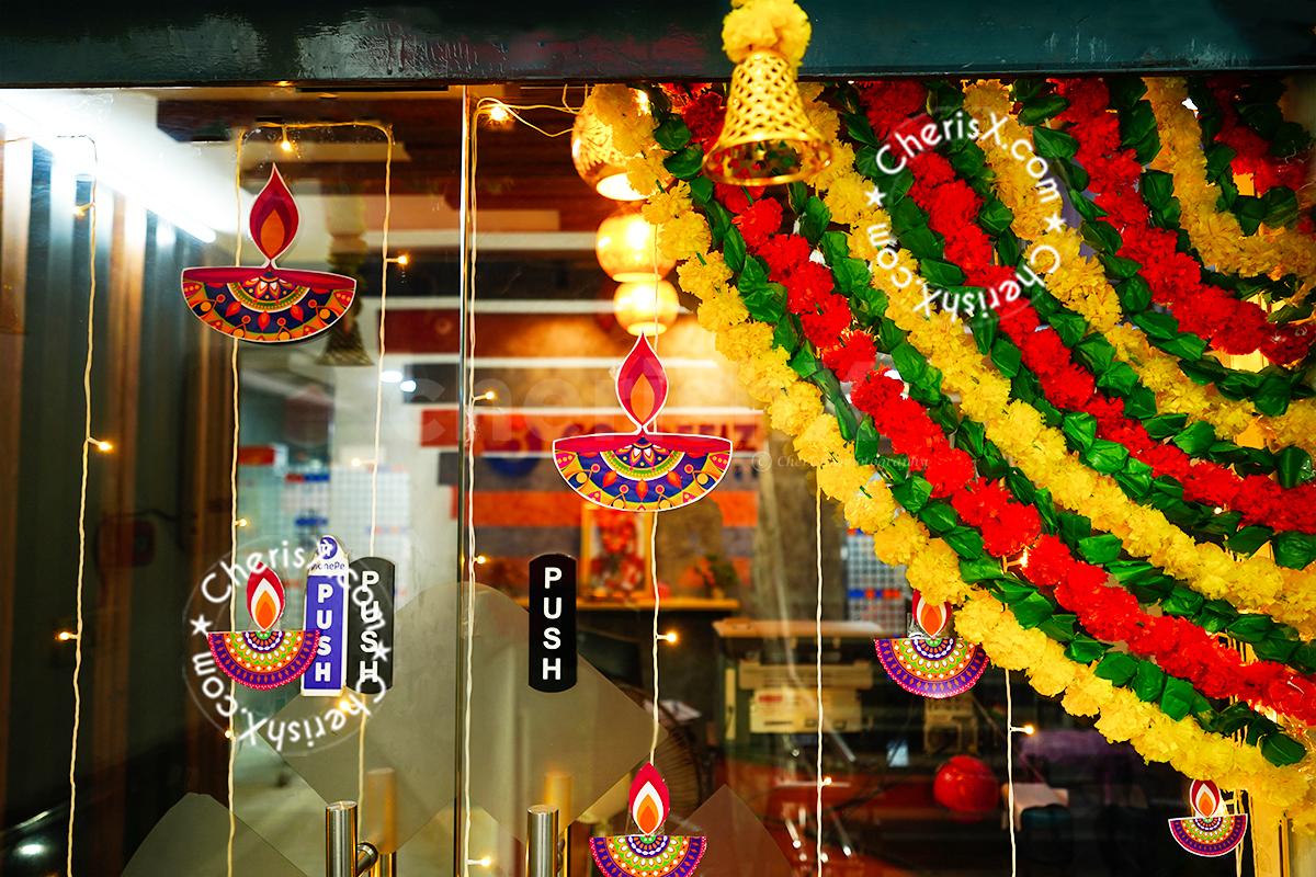 Feel the good vibes of a festival with these colorful decorations ...