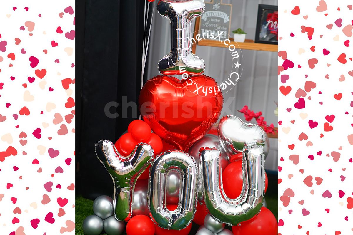 This luxurious display of love is sure to surprise and delight your ...