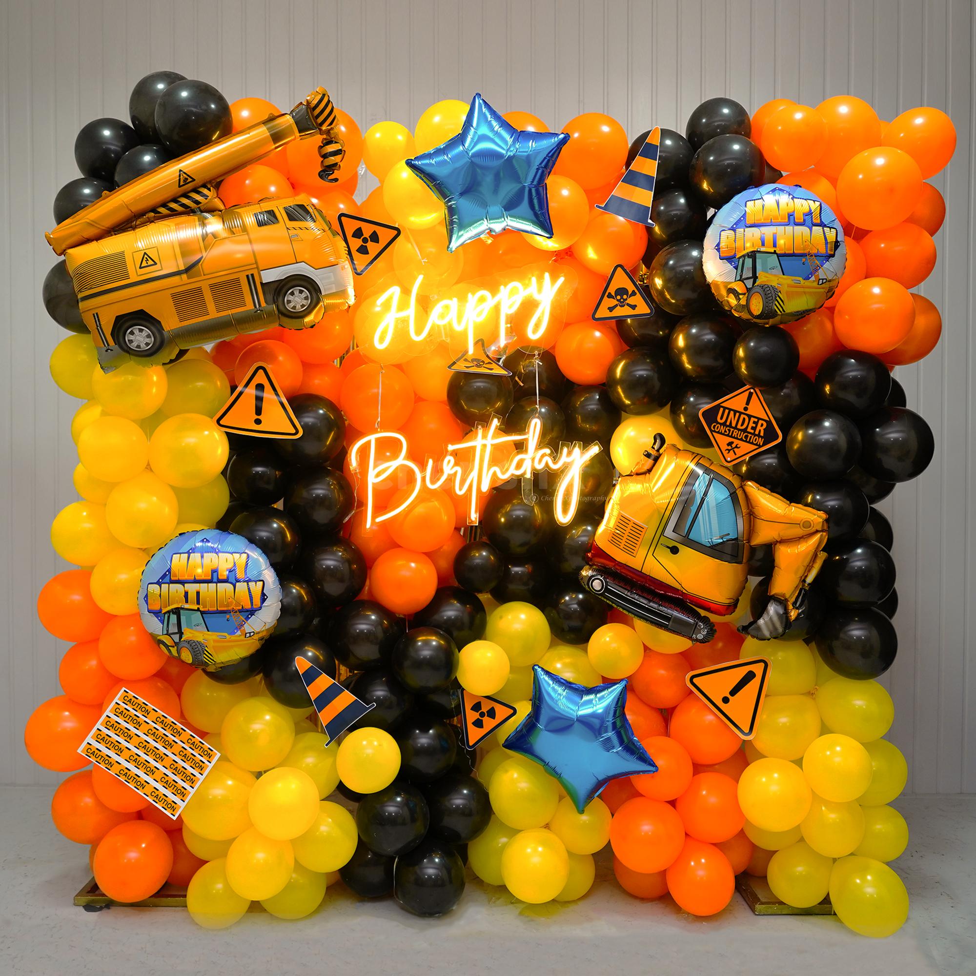 Surprise your kid with this unique wall pop construction-themed décor ...