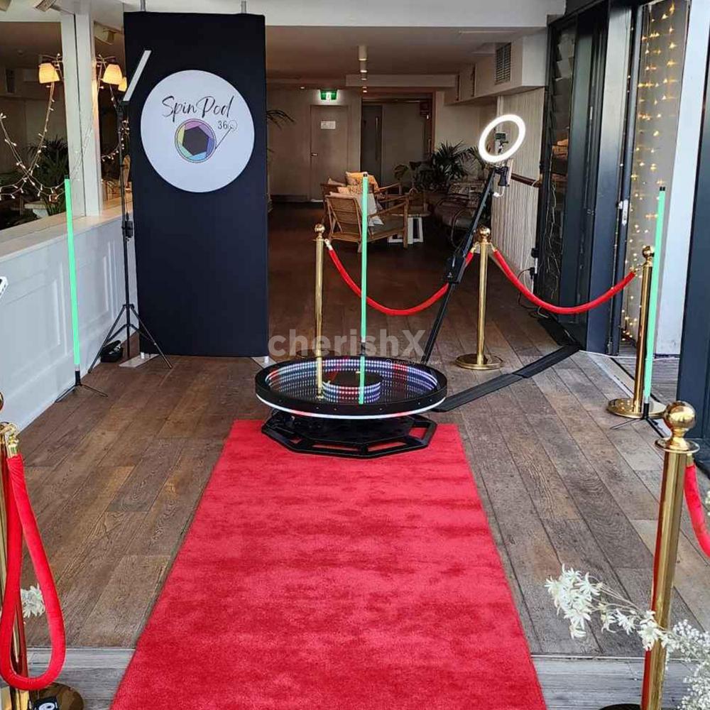 A 360-degree selfie booth will be a creative and surprising addition to ...