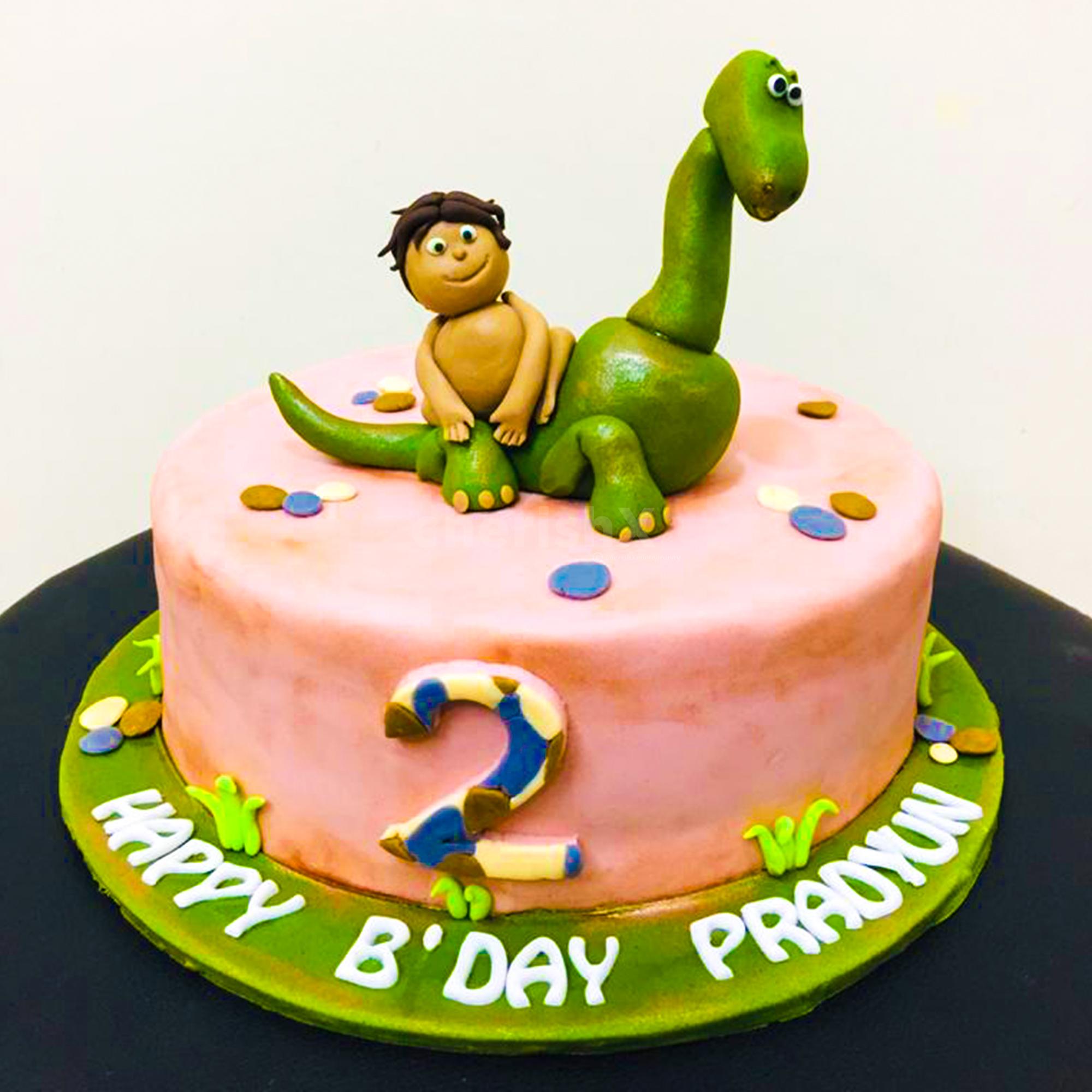 Delight your little one with our Dinosaur Fondant Cake on their ...