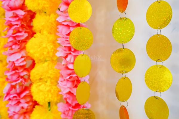 This Regal DIY Garland Diwali Puja Backdrop Is Your Festive Must-Have ...